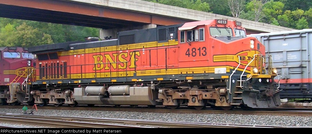 BNSF 4813